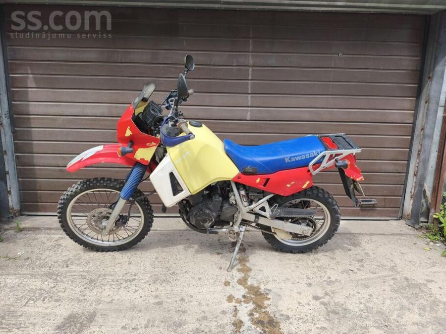 Kawasaki KLR 650 1988 in Riga, with an engine capacity of 0.65 L and mileage of 0 thousand km for 1250 €, photo 1 on AUTOMOTO.COM.LV