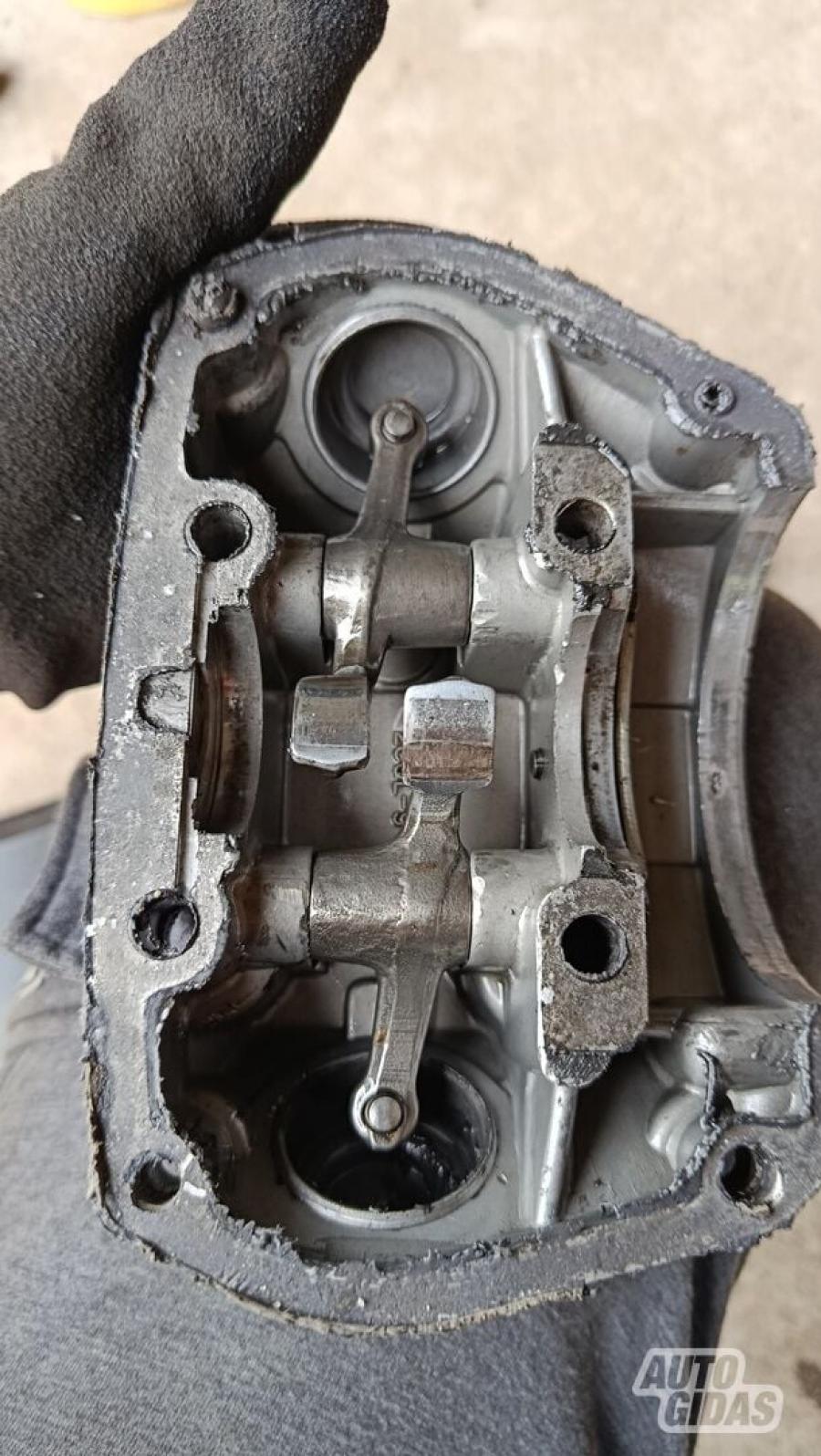 Кавасаки KLR 650 1999 в Расейняй, объемом двигателя 0.25 л и пробегом 0 тыс. км за 320 €, фото 8 на AUTOMOTO.COM.LV