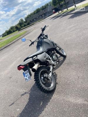 Black Kawasaki KLR 2002 in Kaunas, with an engine capacity of 0.65 L and mileage of 0 thousand km for 1100 €, photo 6 on AUTOMOTO.COM.LV