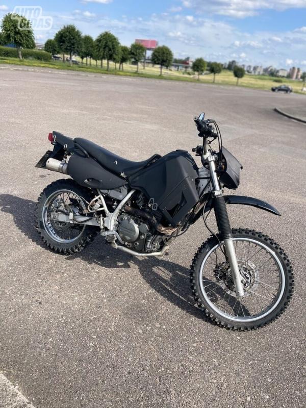 Черный Кавасаки KLR 2002 в Каунас, объемом двигателя 0.65 л и пробегом 0 тыс. км за 1100 €, фото 6 на AUTOMOTO.COM.LV