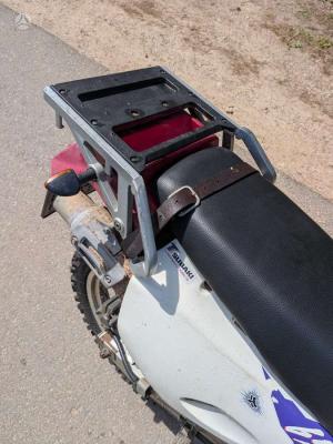 Красный Кавасаки KLR 2006 в Неменчине, объемом двигателя 0.65 л и пробегом 14 тыс. км за 1800 €, фото 8 на AUTOMOTO.COM.LV