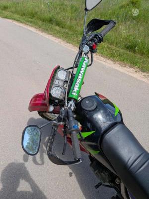 Красный Кавасаки KLR 2006 в Неменчине, объемом двигателя 0.65 л и пробегом 14 тыс. км за 1800 €, фото 10 на AUTOMOTO.COM.LV