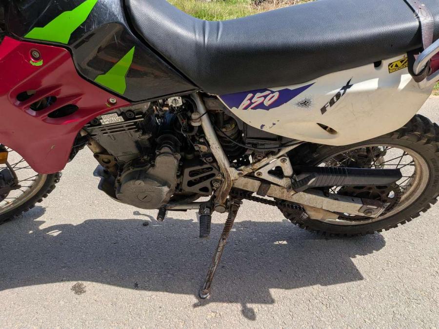 Красный Кавасаки KLR 2006 в Неменчине, объемом двигателя 0.65 л и пробегом 14 тыс. км за 1800 €, фото 13 на AUTOMOTO.COM.LV