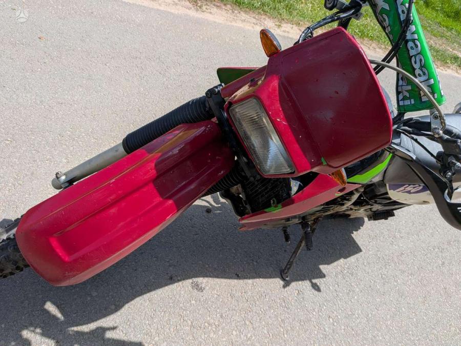 Красный Кавасаки KLR 2006 в Неменчине, объемом двигателя 0.65 л и пробегом 14 тыс. км за 1800 €, фото 14 на AUTOMOTO.COM.LV