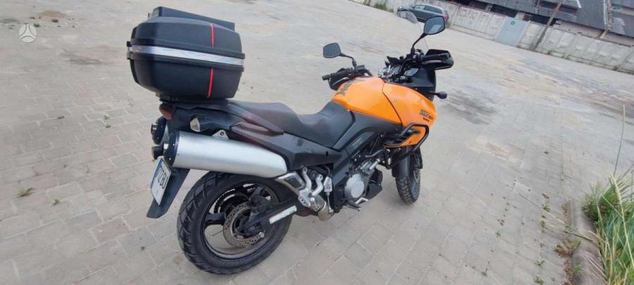 Orange Kawasaki KLV 2005 in Vilnius, with an engine capacity of 1.00 L and mileage of 59 thousand km for 2300 €, photo 5 on AUTOMOTO.COM.LV