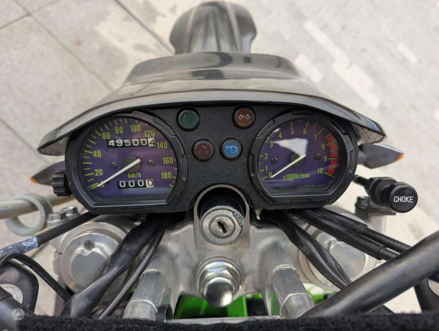 Black Kawasaki KLX 1994 in Vilnius, with an engine capacity of 0.65 L and mileage of 50 thousand km for 2300 €, photo 8 on AUTOMOTO.COM.LV