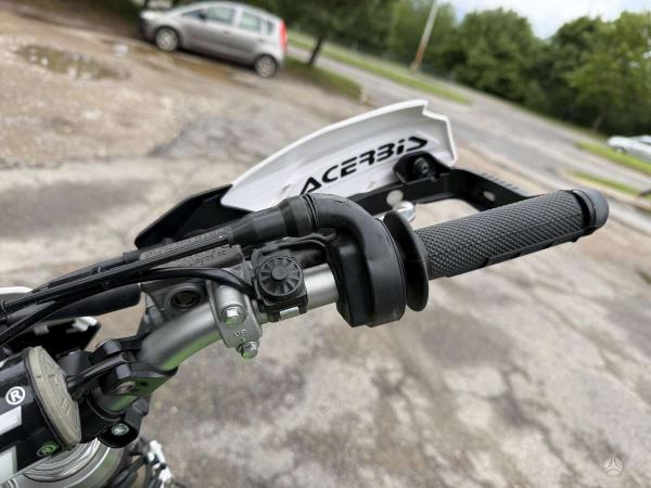 Зеленый Кавасаки KLX 2010 в Вильнюс, объемом двигателя 0.45 л и пробегом 2 тыс. км за 3950 €, фото 9 на AUTOMOTO.COM.LV