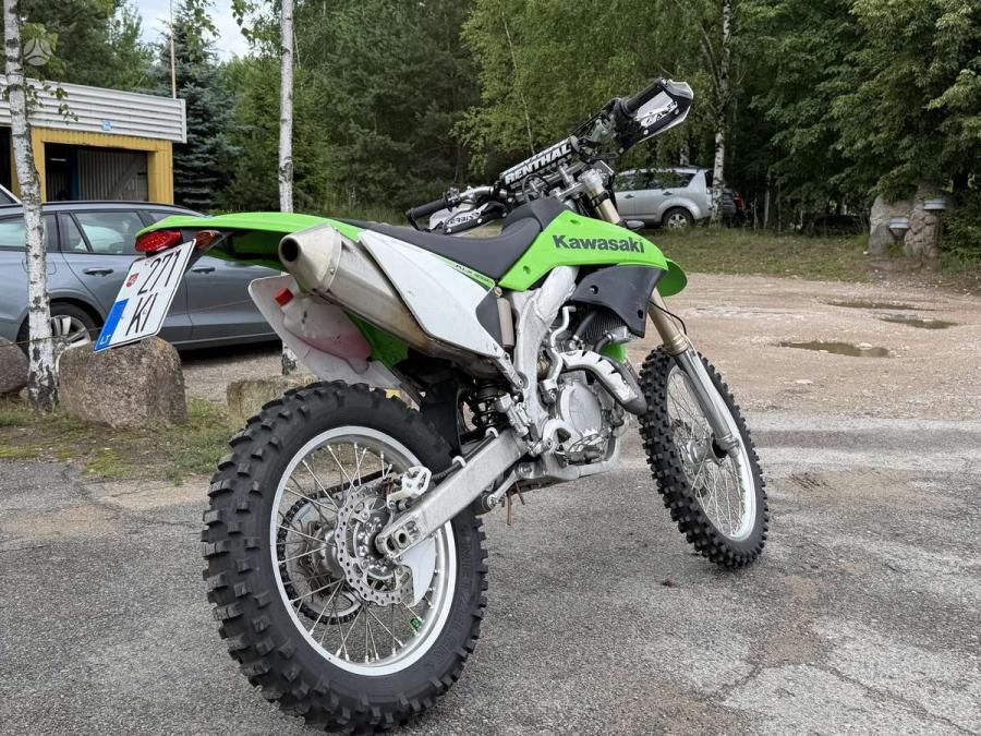 Green Kawasaki KLX 2010 in Vilnius, with an engine capacity of 0.45 L and mileage of 2 thousand km for 3950 €, photo 6 on AUTOMOTO.COM.LV