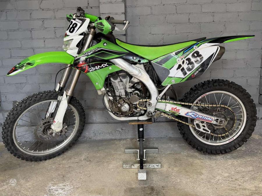 Кавасаки KLX 2008 в Рокишкис, объемом двигателя 0.45 л и пробегом 4 тыс. км за 2850 €, фото 1 на AUTOMOTO.COM.LV