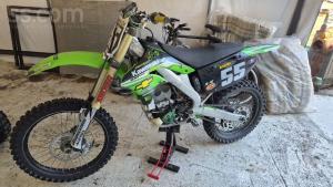 Kawasaki KX 250F 2007 Rīga, ar dzinēja tilpumu 0.25 L un nobraukumu 0 tūkst. km par 2050 €, foto 3 vietnē AUTOMOTO.COM.LV