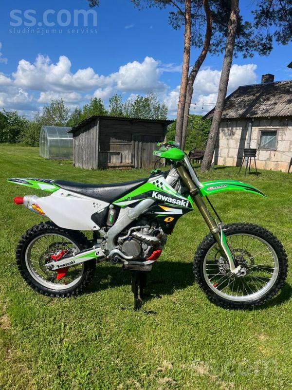 Кавасаки KX 250F 2007 в Мадона, объемом двигателя 0.25 л и пробегом 0 тыс. км за 2000 €, фото 2 на AUTOMOTO.COM.LV