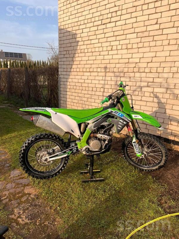 Kawasaki KX 250F 2021 in Valmiera, with an engine capacity of 0.25 L and mileage of 0 thousand km for 3500 €, photo 4 on AUTOMOTO.COM.LV