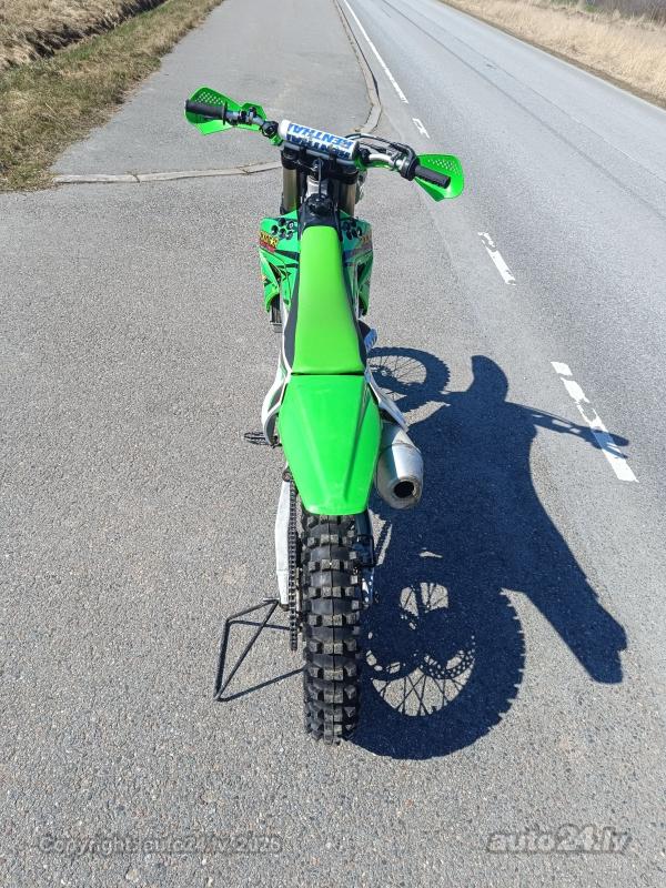 Green Kawasaki KX 450 2011 in Viljandi, with an engine capacity of 0.45 L and mileage of 0 thousand km for 1800 €, photo 5 on AUTOMOTO.COM.LV