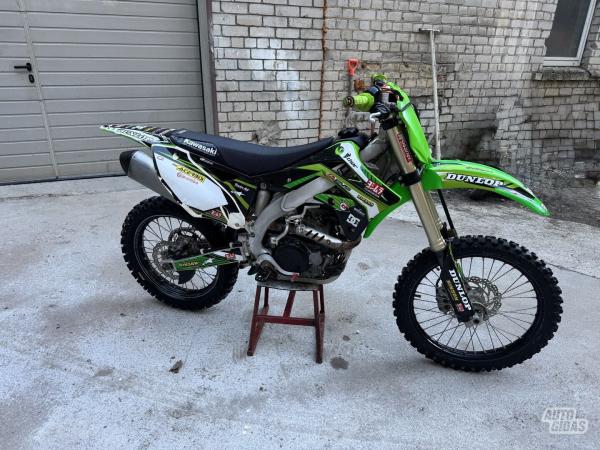 Zaļš Kawasaki KX 450 2015 Kauņa, ar dzinēja tilpumu 0.45 L un nobraukumu 165 tūkst. km par 2650 €, foto 3 vietnē AUTOMOTO.COM.LV