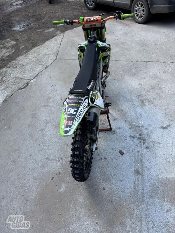 Zaļš Kawasaki KX 450 2015 Kauņa, ar dzinēja tilpumu 0.45 L un nobraukumu 165 tūkst. km par 2650 €, foto 4 vietnē AUTOMOTO.COM.LV