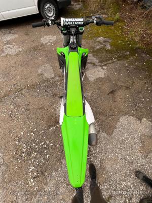Zaļš Kawasaki KX 450 2015 Tartu, ar dzinēja tilpumu 0.45 L un nobraukumu 0 tūkst. km par 2500 €, foto 6 vietnē AUTOMOTO.COM.LV