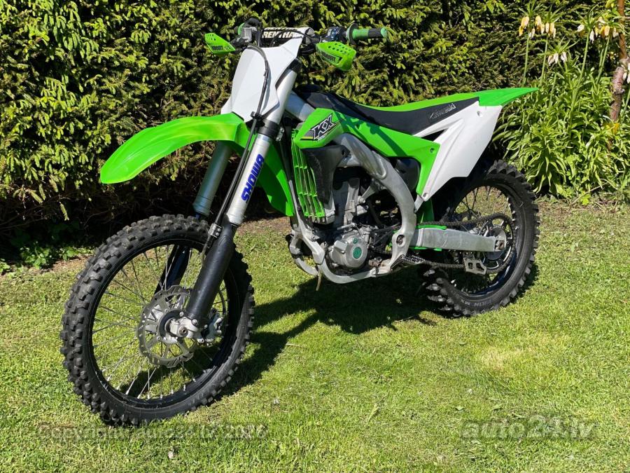 Green Kawasaki KX 450 2018 in Tallinn, with an engine capacity of 0.45 L and mileage of 145 thousand km for 3500 €, photo 3 on AUTOMOTO.COM.LV