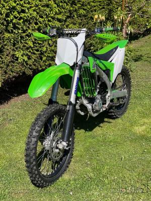 Green Kawasaki KX 450 2018 in Tallinn, with an engine capacity of 0.45 L and mileage of 145 thousand km for 3500 €, photo 5 on AUTOMOTO.COM.LV