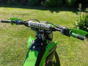 Green Kawasaki KX 450 2018 in Tallinn, with an engine capacity of 0.45 L and mileage of 145 thousand km for 3500 €, photo 19 on AUTOMOTO.COM.LV