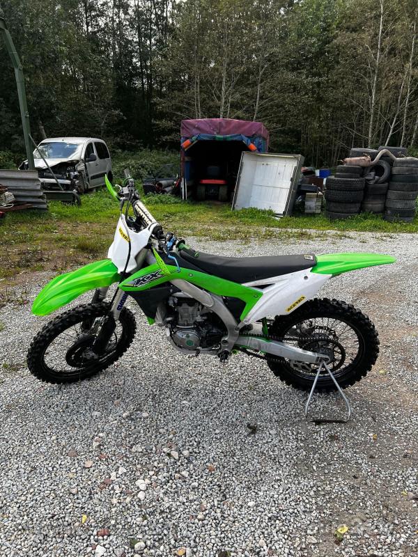Green Kawasaki KX 450 2018 in Tallinn, with an engine capacity of 0.00 L and mileage of 0 thousand km for 3500 €, photo 1 on AUTOMOTO.COM.LV