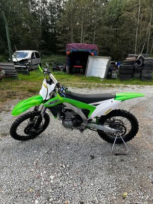 Зеленый Кавасаки KX 450 2018 в Таллин, объемом двигателя 0.00 л и пробегом 0 тыс. км за 3500 €, фото  на AUTOMOTO.COM.LV