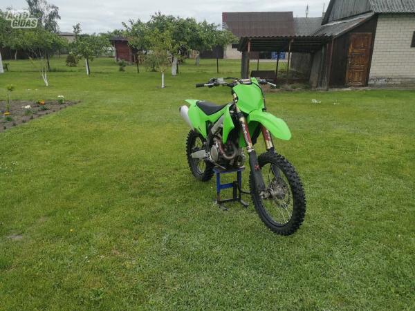 Зеленый Кавасаки KX 450 2023 в Вильнюс, объемом двигателя 0.45 л и пробегом 99 тыс. км за 3800 €, фото 1 на AUTOMOTO.COM.LV