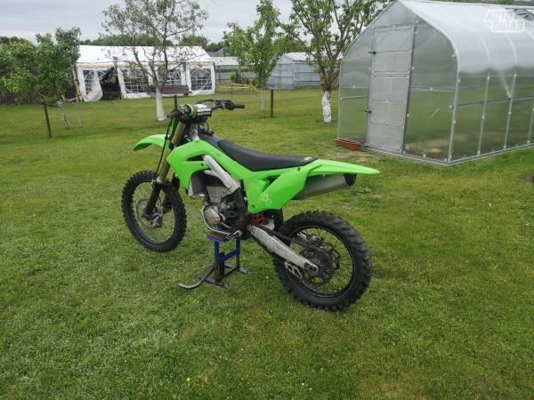 Зеленый Кавасаки KX 450 2023 в Вильнюс, объемом двигателя 0.45 л и пробегом 99 тыс. км за 3800 €, фото 2 на AUTOMOTO.COM.LV