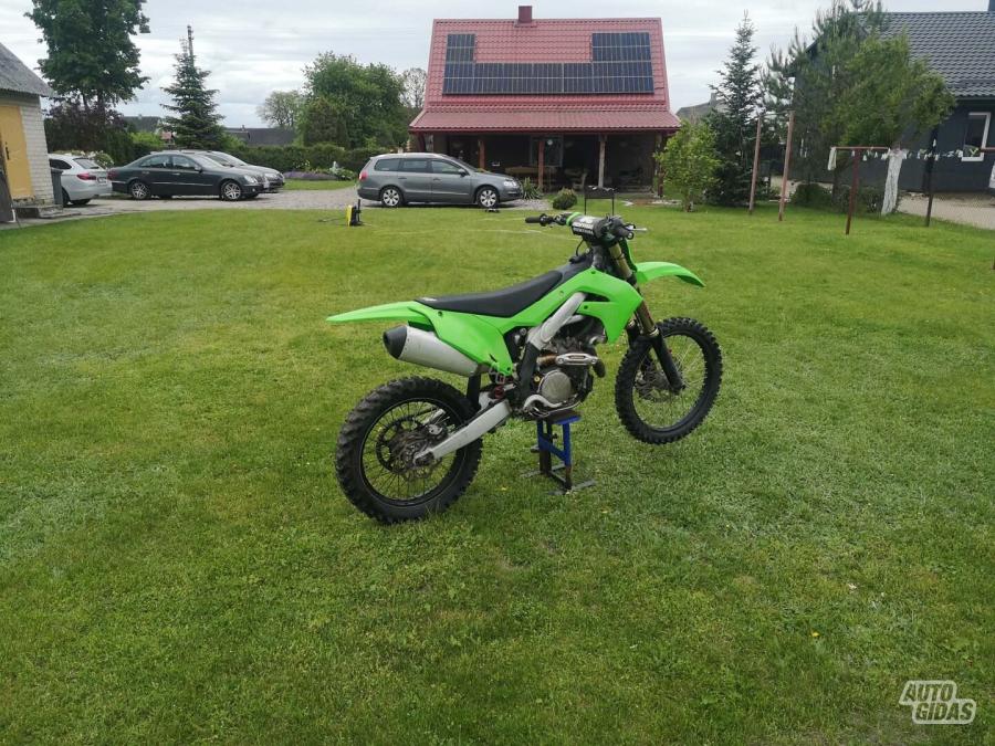 Зеленый Кавасаки KX 450 2023 в Вильнюс, объемом двигателя 0.45 л и пробегом 99 тыс. км за 3800 €, фото 4 на AUTOMOTO.COM.LV