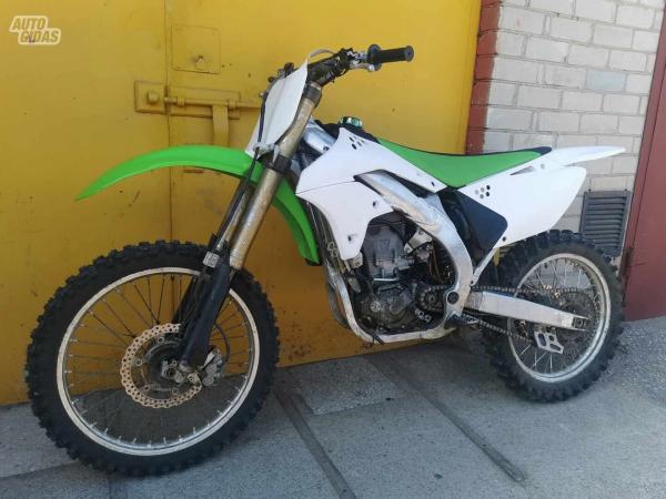 Kawasaki KX 450 2004 Vievis, ar dzinēja tilpumu 0.00 L un nobraukumu 0 tūkst. km par 1000 €, foto 2 vietnē AUTOMOTO.COM.LV