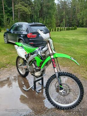 Кавасаки KX 450 2008 в Пярну, объемом двигателя 0.45 л и пробегом 0 тыс. км за 2000 €, фото 4 на AUTOMOTO.COM.LV