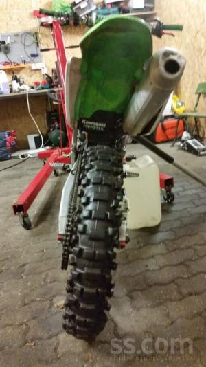 Kawasaki KX 450 2008 in Riga, with an engine capacity of 0.45 L and mileage of 0 thousand km for 1900 €, photo 8 on AUTOMOTO.COM.LV