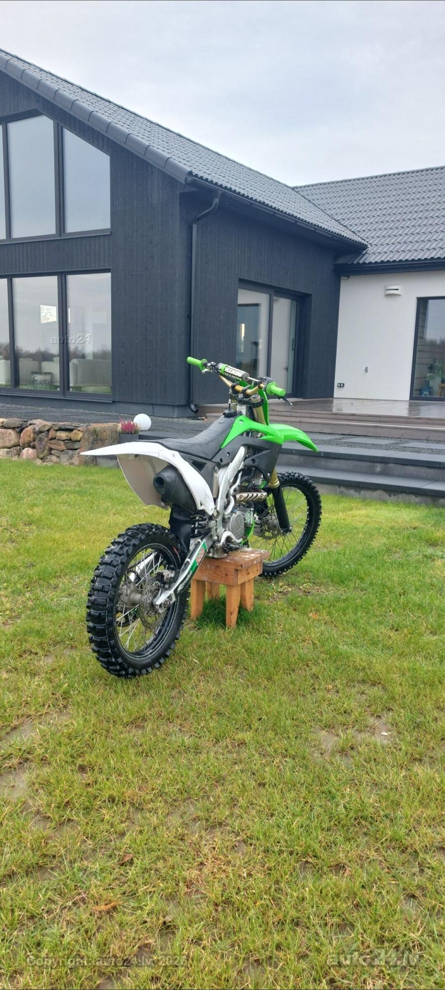 Kawasaki KX 450 2013 Jegeva, ar dzinēja tilpumu 0.45 L un nobraukumu 190 tūkst. km par 2500 €, foto 3 vietnē AUTOMOTO.COM.LV