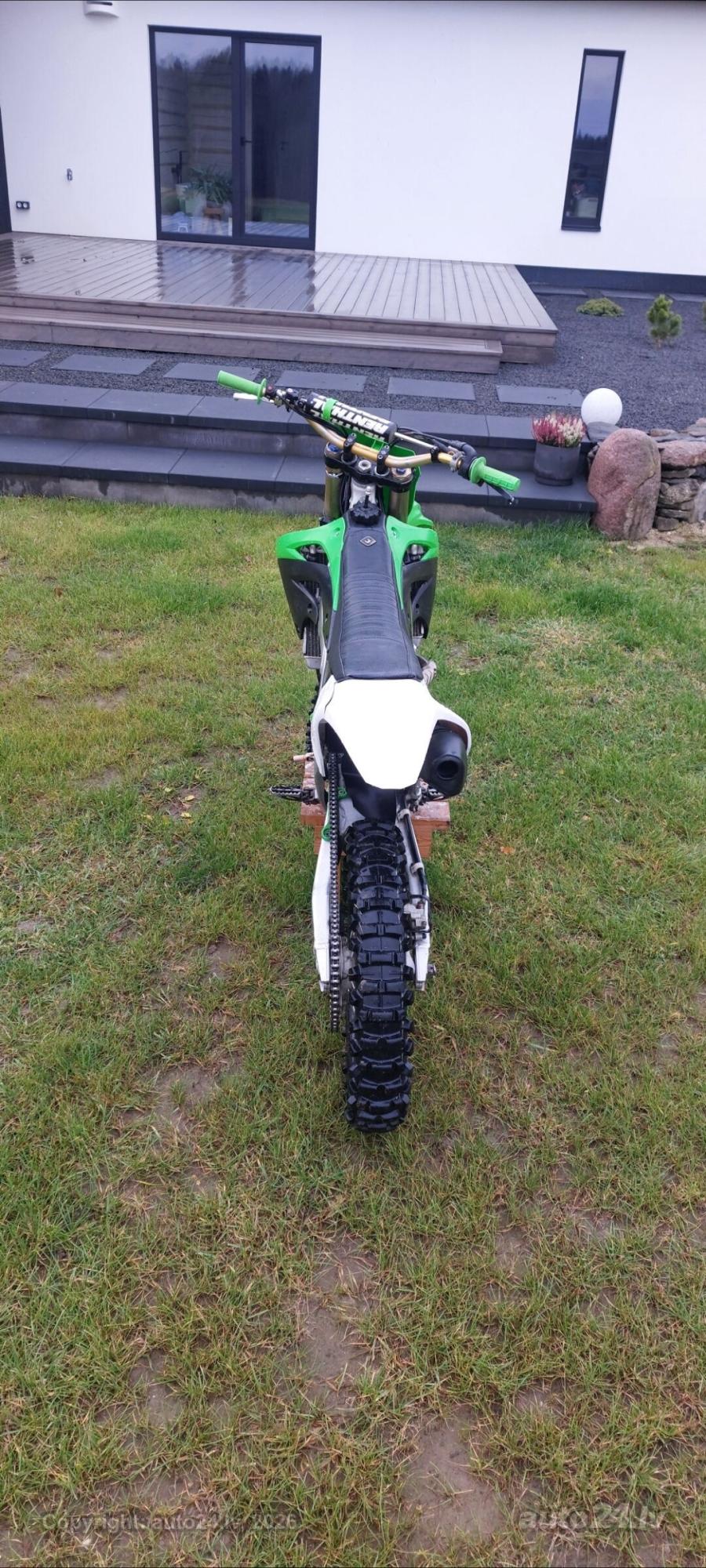 Kawasaki KX 450 2013 Jegeva, ar dzinēja tilpumu 0.45 L un nobraukumu 190 tūkst. km par 2500 €, foto 4 vietnē AUTOMOTO.COM.LV