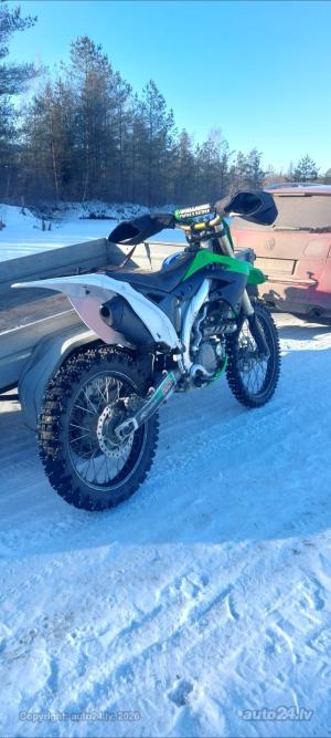 Kawasaki KX 450 2013 Jegeva, ar dzinēja tilpumu 0.45 L un nobraukumu 190 tūkst. km par 2500 €, foto 8 vietnē AUTOMOTO.COM.LV