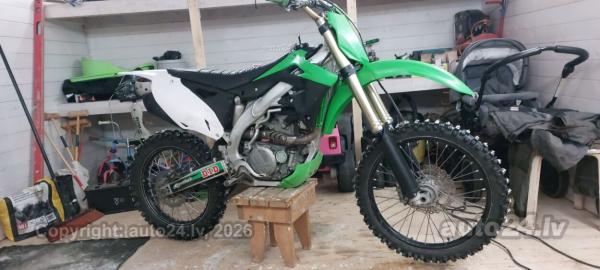 Kawasaki KX 450 2013 Jegeva, ar dzinēja tilpumu 0.45 L un nobraukumu 190 tūkst. km par 2500 €, foto 10 vietnē AUTOMOTO.COM.LV