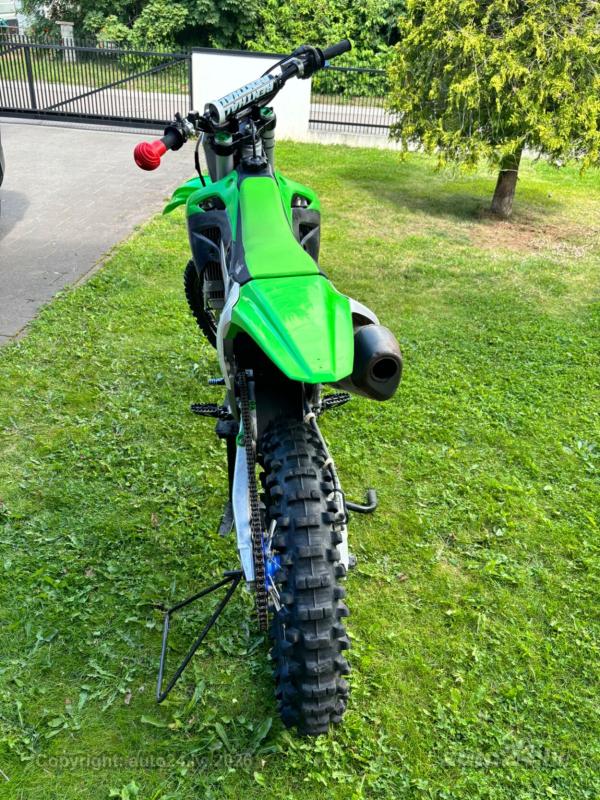 Kawasaki KX 450 2014 in Tallinn, with an engine capacity of 0.45 L and mileage of 119 thousand km for 2600 €, photo 5 on AUTOMOTO.COM.LV