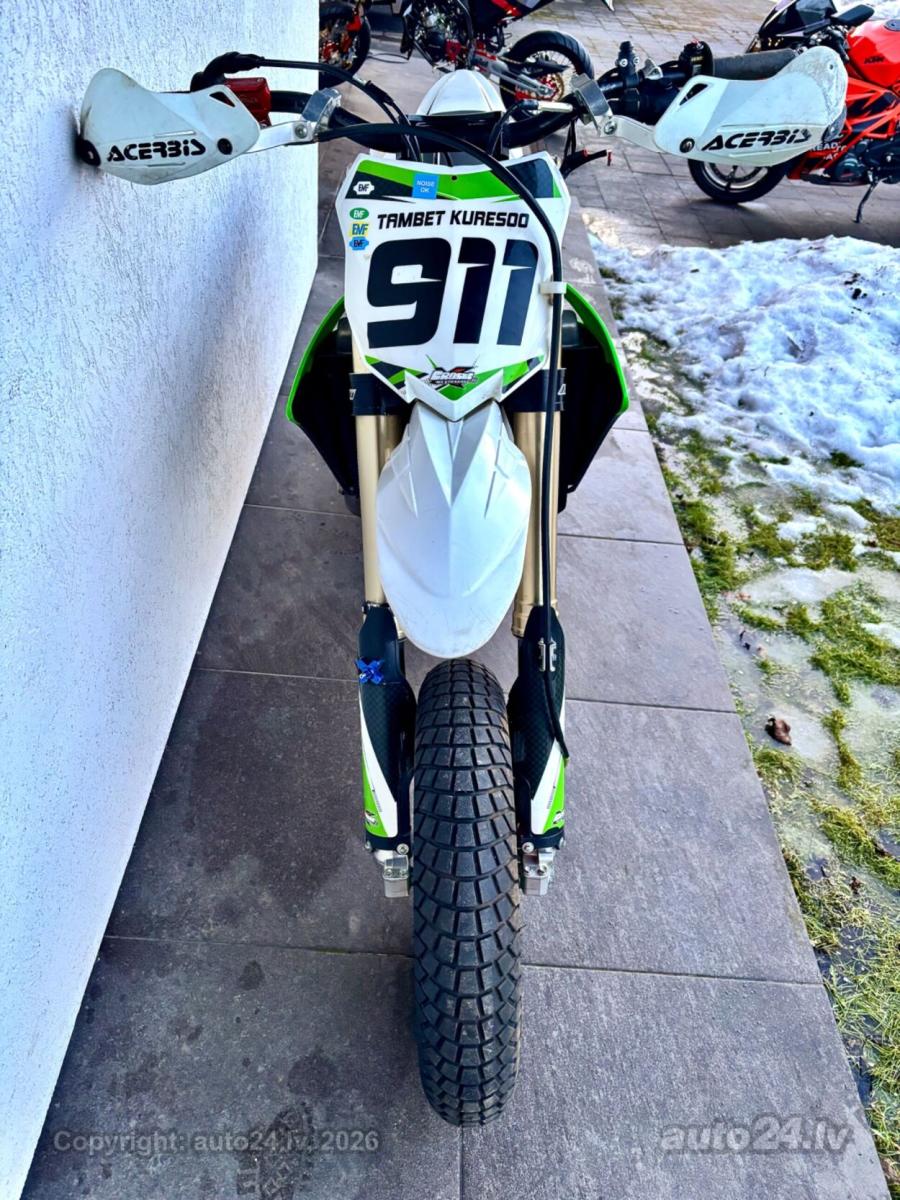Kawasaki KX 450 2014 Tallina, ar dzinēja tilpumu 0.45 L un nobraukumu 87 tūkst. km par 4999 €, foto 3 vietnē AUTOMOTO.COM.LV