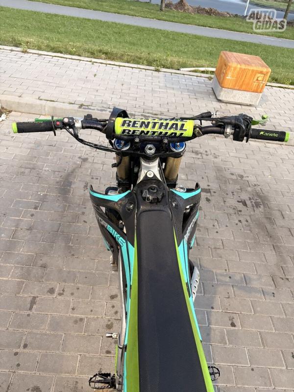 Кавасаки KX 450 2015 в Каунас, объемом двигателя 0.00 л и пробегом 0 тыс. км за 2499 €, фото 5 на AUTOMOTO.COM.LV
