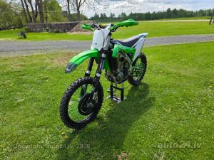 Kawasaki KX 450 2017 Tallina, ar dzinēja tilpumu 0.45 L un nobraukumu 0 tūkst. km par 2400 €, foto  vietnē AUTOMOTO.COM.LV