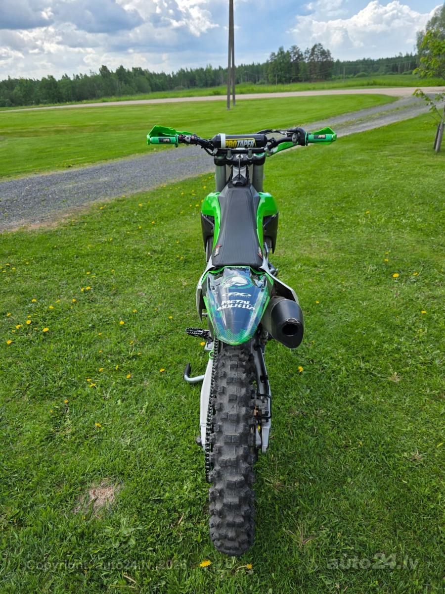 Kawasaki KX 450 2017 Tallina, ar dzinēja tilpumu 0.45 L un nobraukumu 0 tūkst. km par 2400 €, foto 7 vietnē AUTOMOTO.COM.LV