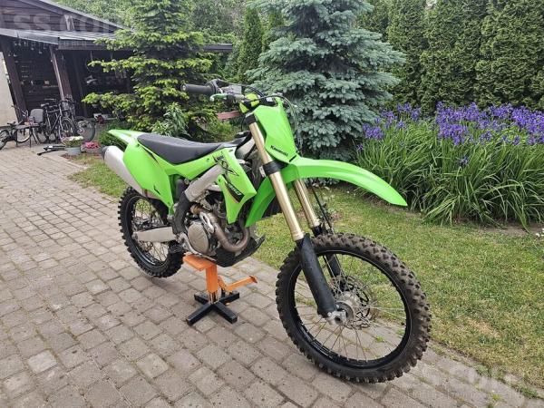 Кавасаки KX 450 2023 в Рига, объемом двигателя 0.45 л и пробегом 0 тыс. км за 4100 €, фото 3 на AUTOMOTO.COM.LV