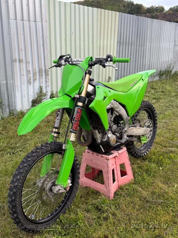 Kawasaki KX 450 2024 in Tallinn, with an engine capacity of 0.00 L and mileage of 0 thousand km for 4300 €, photo 5 on AUTOMOTO.COM.LV