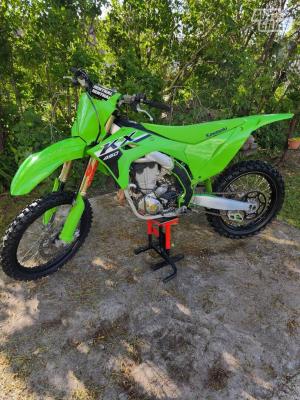 Kawasaki KX 450 2025 Šauļi, ar dzinēja tilpumu 0.45 L un nobraukumu 0 tūkst. km par 4450 €, foto  vietnē AUTOMOTO.COM.LV