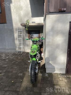 Kawasaki KX 450F 2013 Jelgava, ar dzinēja tilpumu 0.45 L un nobraukumu 0 tūkst. km par 3100 €, foto 5 vietnē AUTOMOTO.COM.LV