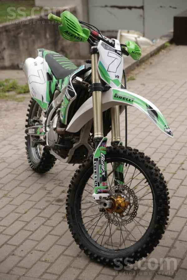 Kawasaki KX 450F 2014 in Riga, with an engine capacity of 0.45 L and mileage of 0 thousand km for 2950 €, photo 2 on AUTOMOTO.COM.LV