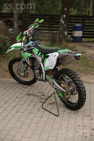 Kawasaki KX 450F 2014 in Riga, with an engine capacity of 0.45 L and mileage of 0 thousand km for 2950 €, photo 4 on AUTOMOTO.COM.LV