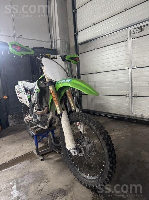 Kawasaki KX 450F 2015 in Riga, with an engine capacity of 0.45 L and mileage of 0 thousand km for 2100 €, photo 1 on AUTOMOTO.COM.LV