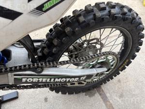 Кавасаки KX 450F 2015 в Рига, объемом двигателя 0.45 л и пробегом 0 тыс. км за 2750 €, фото 6 на AUTOMOTO.COM.LV