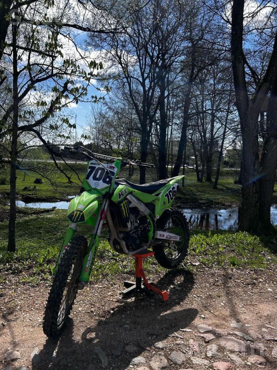 Kawasaki KX 450F 2017 Saldus, ar dzinēja tilpumu 0.45 L un nobraukumu 0 tūkst. km par 2750 €, foto 3 vietnē AUTOMOTO.COM.LV