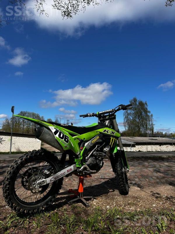 Kawasaki KX 450F 2017 Saldus, ar dzinēja tilpumu 0.45 L un nobraukumu 0 tūkst. km par 2750 €, foto 3 vietnē AUTOMOTO.COM.LV